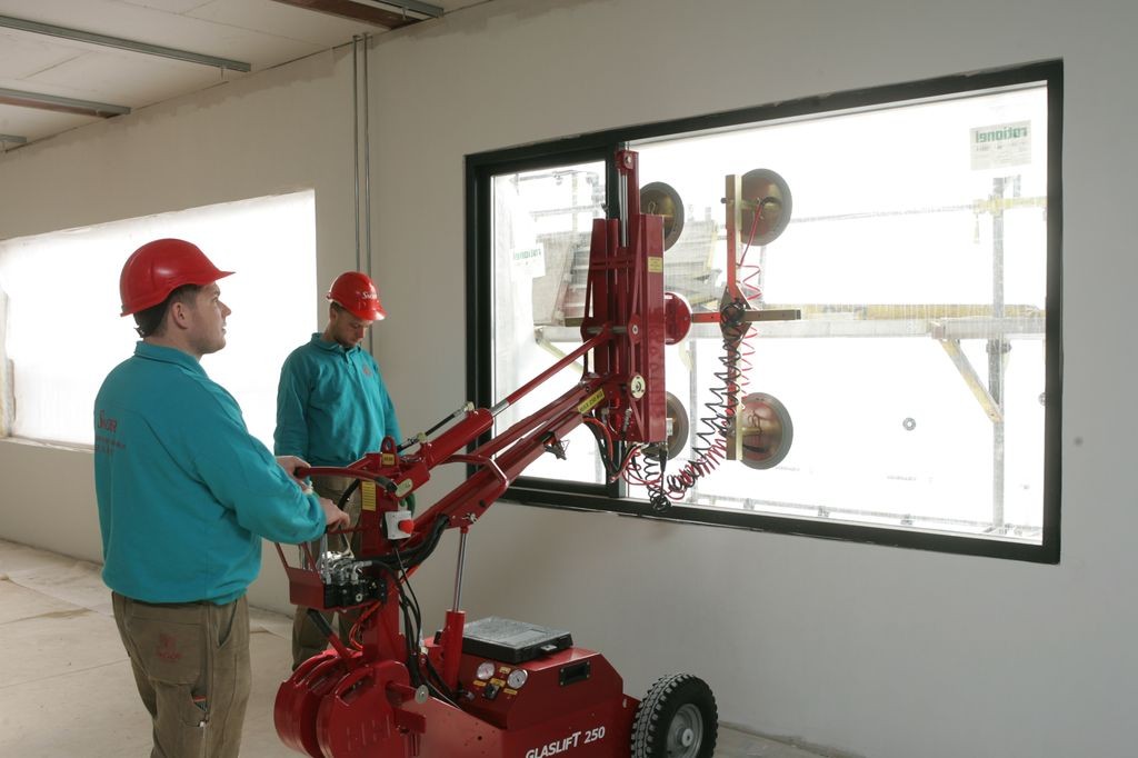 VENDU / Manipulateur mobile et autonome de vitrage